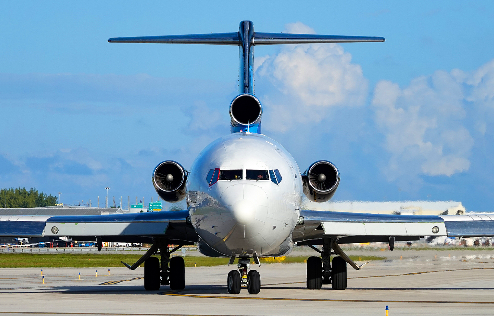 The Enduring Legacy of the Boeing 727: A Trijet Icon
